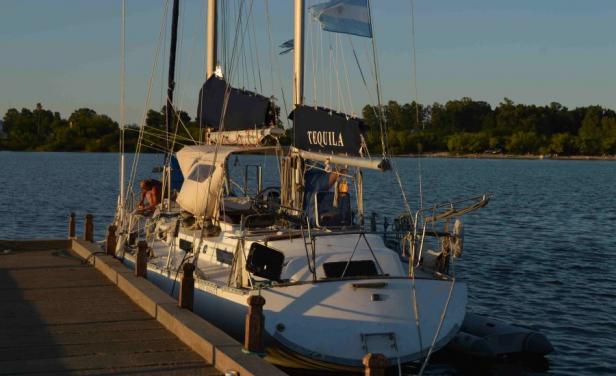 YATES ARGENTINOS EN EL RÍO URUGUAY – Visión Marítima